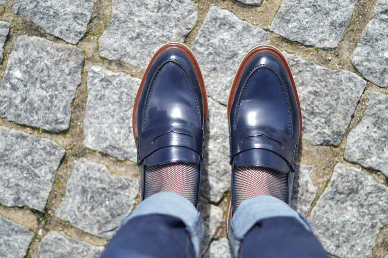 A windy day outfit: my new loafers, fishnets and a cute embellished top