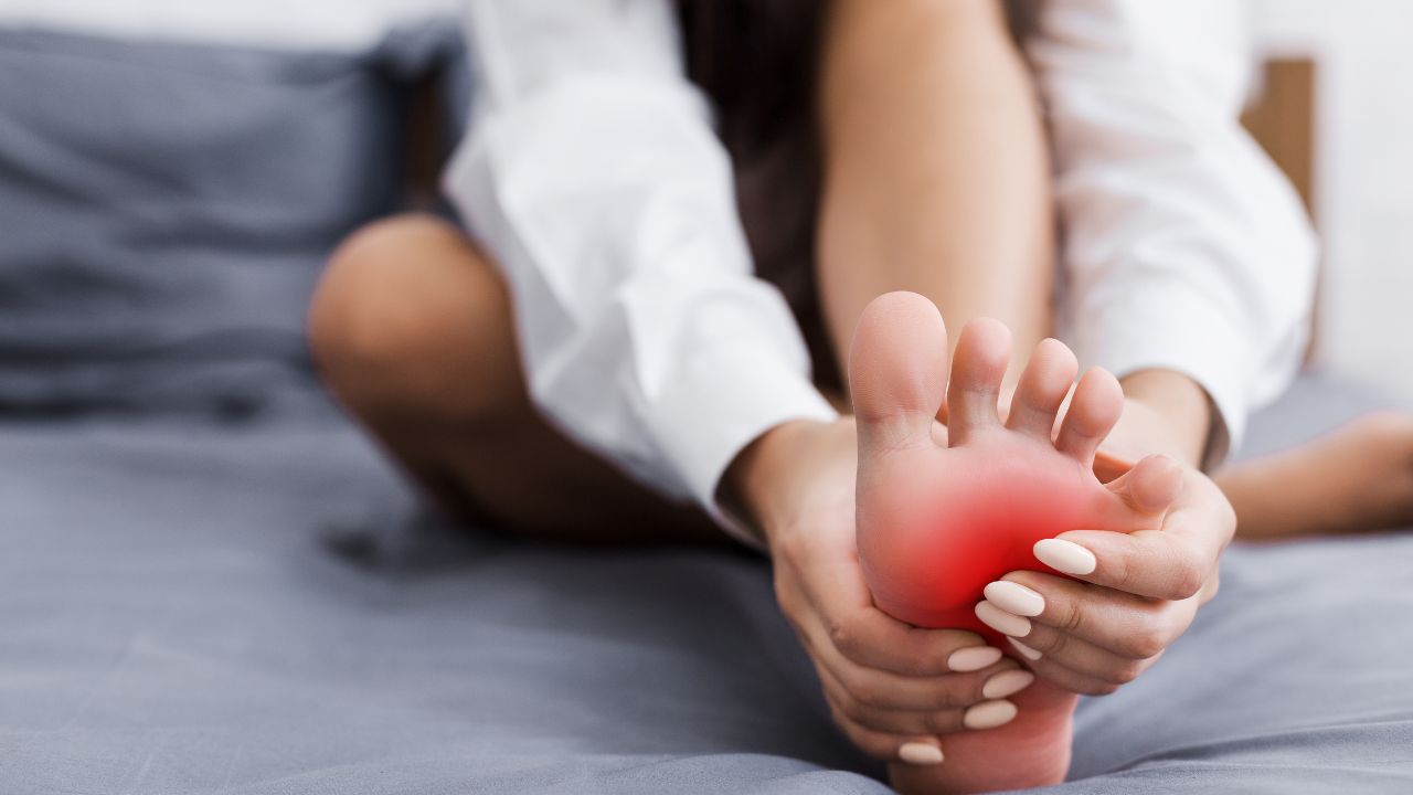 Foot Pain After 40: When It’s Time to Get Help
