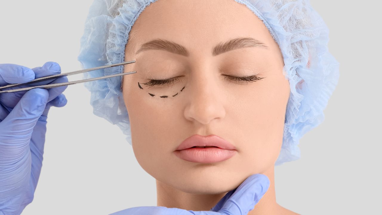 Eye Area Surgery Recovery Made Easier: 5 Practical Comfort Tips